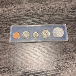 1966 Special Mint Set 5 Coins With 40% Silver Half Dollar - Collectible ...