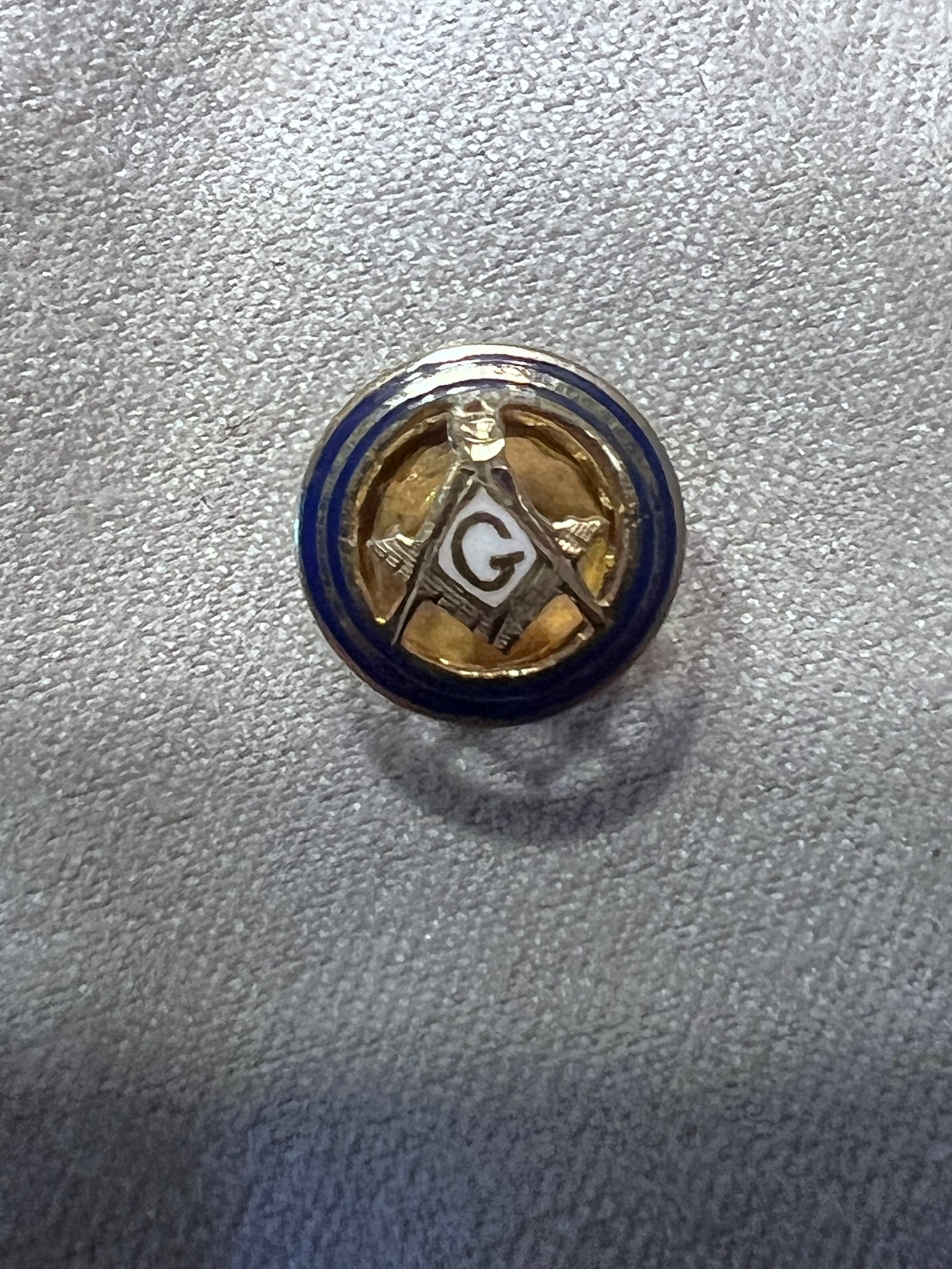 Exquisite 10k Gold Stamped Masonic Pin With Brotherhood Markings ...