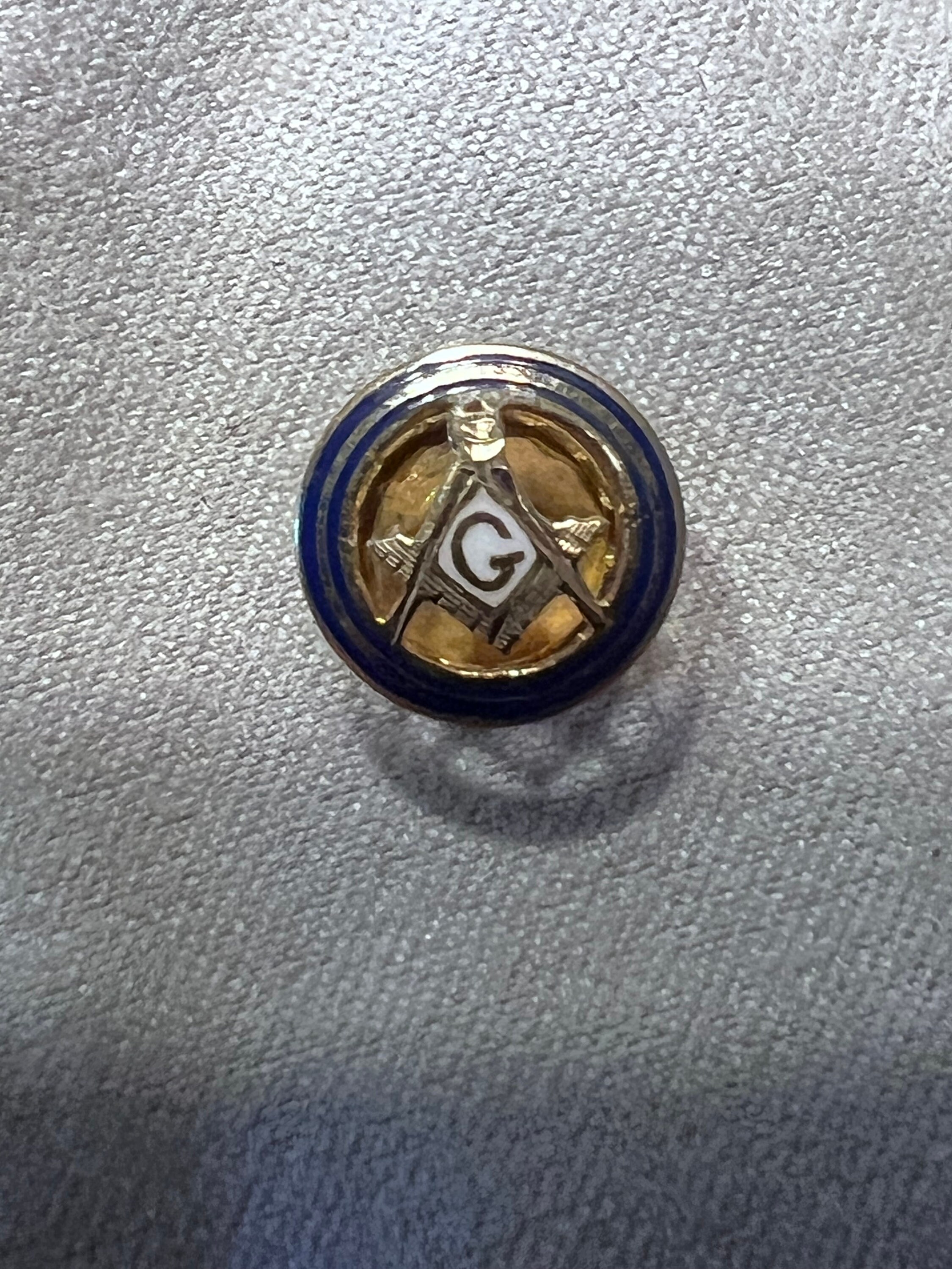 Exquisite 10k Gold Stamped Masonic Pin With Brotherhood Markings ...