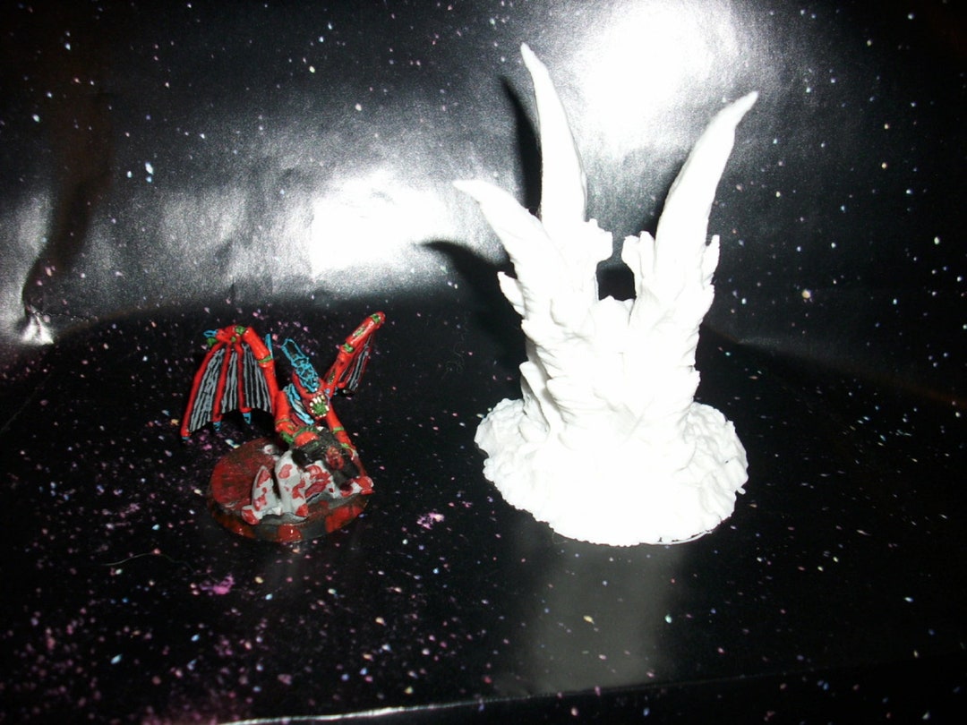 LARGE Triple Spire Death Capillary Tyranid / Gene Stealer Cult GSC ...