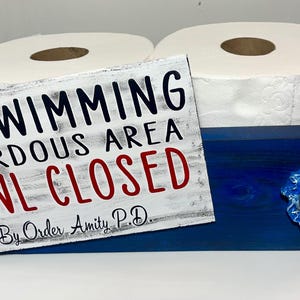 Jaws Movie Decor, Funny Bathroom Humor, Fun Bath Storage, Jaws, Shark ...