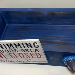 Jaws Movie Decor, Funny Bathroom Humor, Fun Bath Storage, Jaws, Shark ...