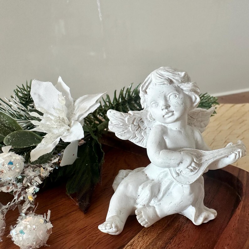 Memorial White Resin Angels Figurine , Cherubs With Wings , Catholic ...