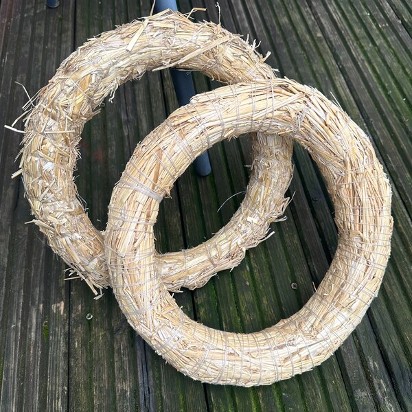 Straw Wreath - Etsy