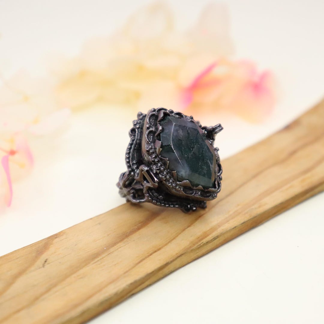 Locket Ring With Moss Agate Ring, Black Oxidized, Compartment Box Ring ...