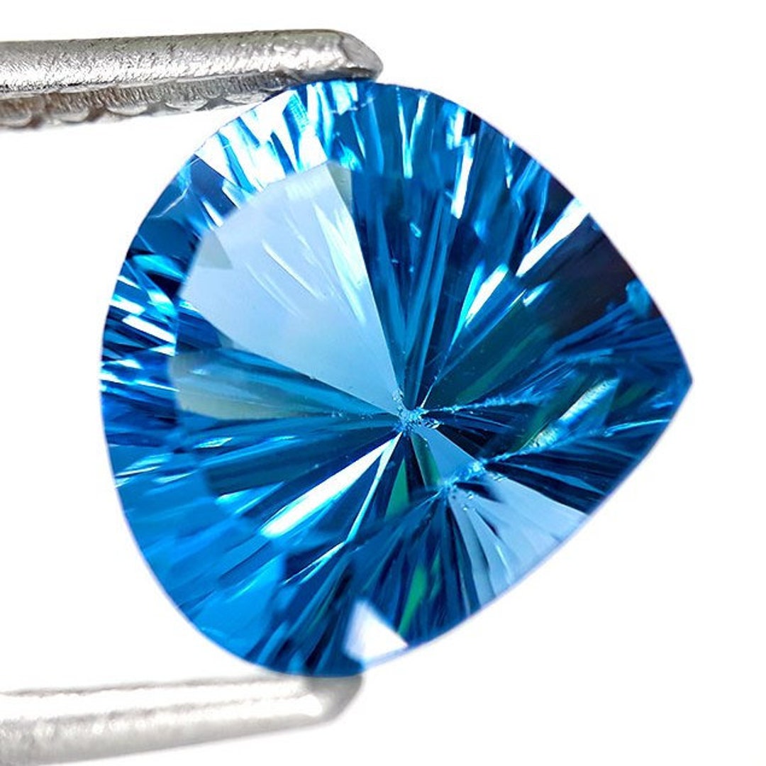 Natural BRAZIL TOPAZ 3.600 Cts-CONCAVE Cut Fire luster Azul corazón ...