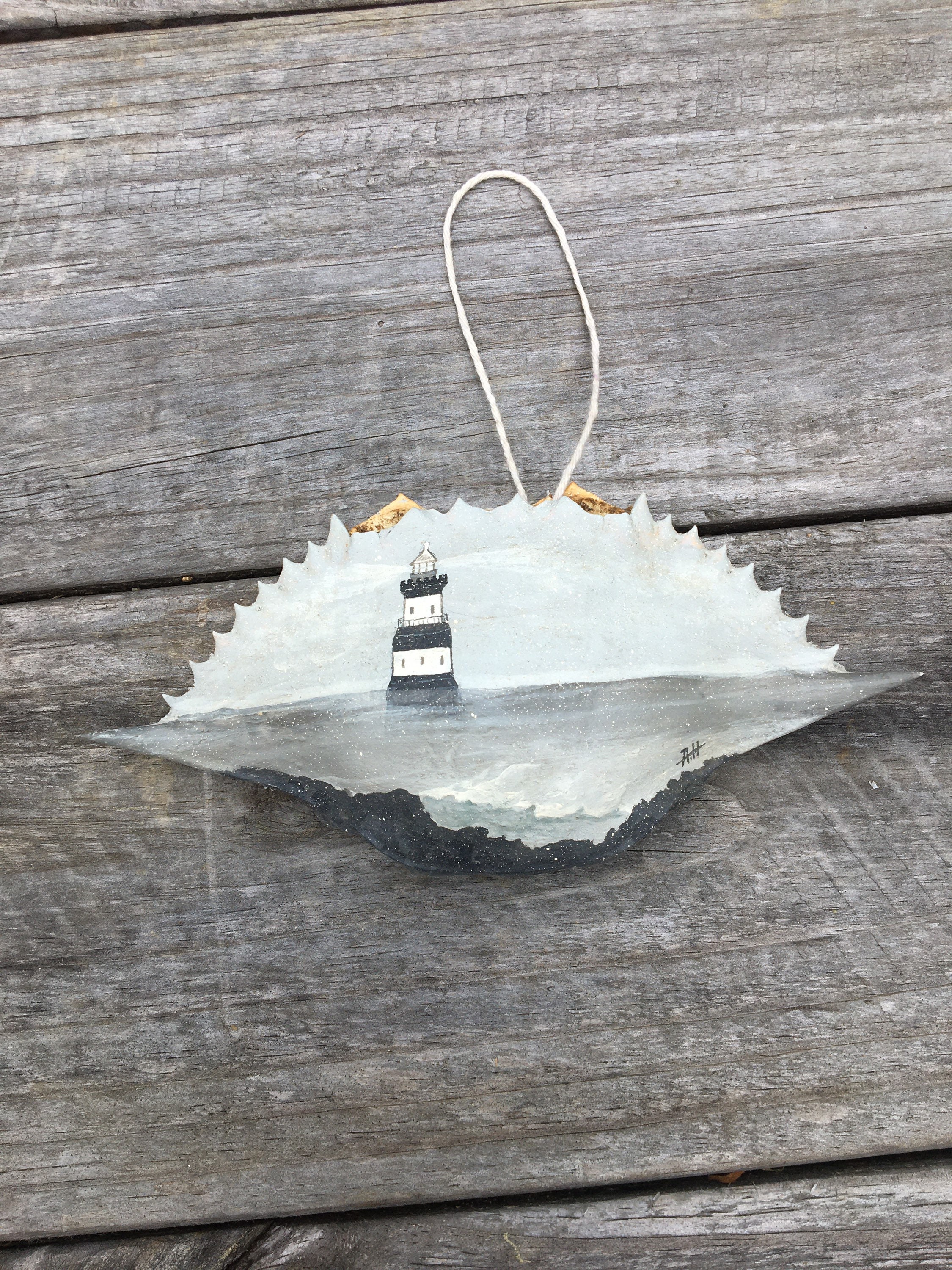 Hand Painted Crab Shell Lighthouse Painting on Maryland Crab Shell - Etsy