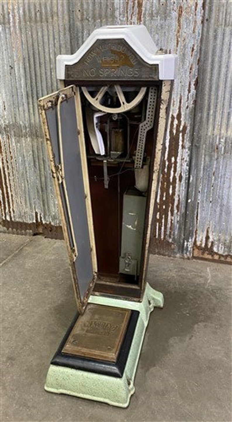 Watling Scale, Coin Scale. Chicago, IL, Porcelain Vintage, Arcade Penny ...