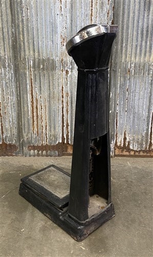 Vintage Coin Operated Scale. Cast Iron Scale, Standing Athletic Weight ...