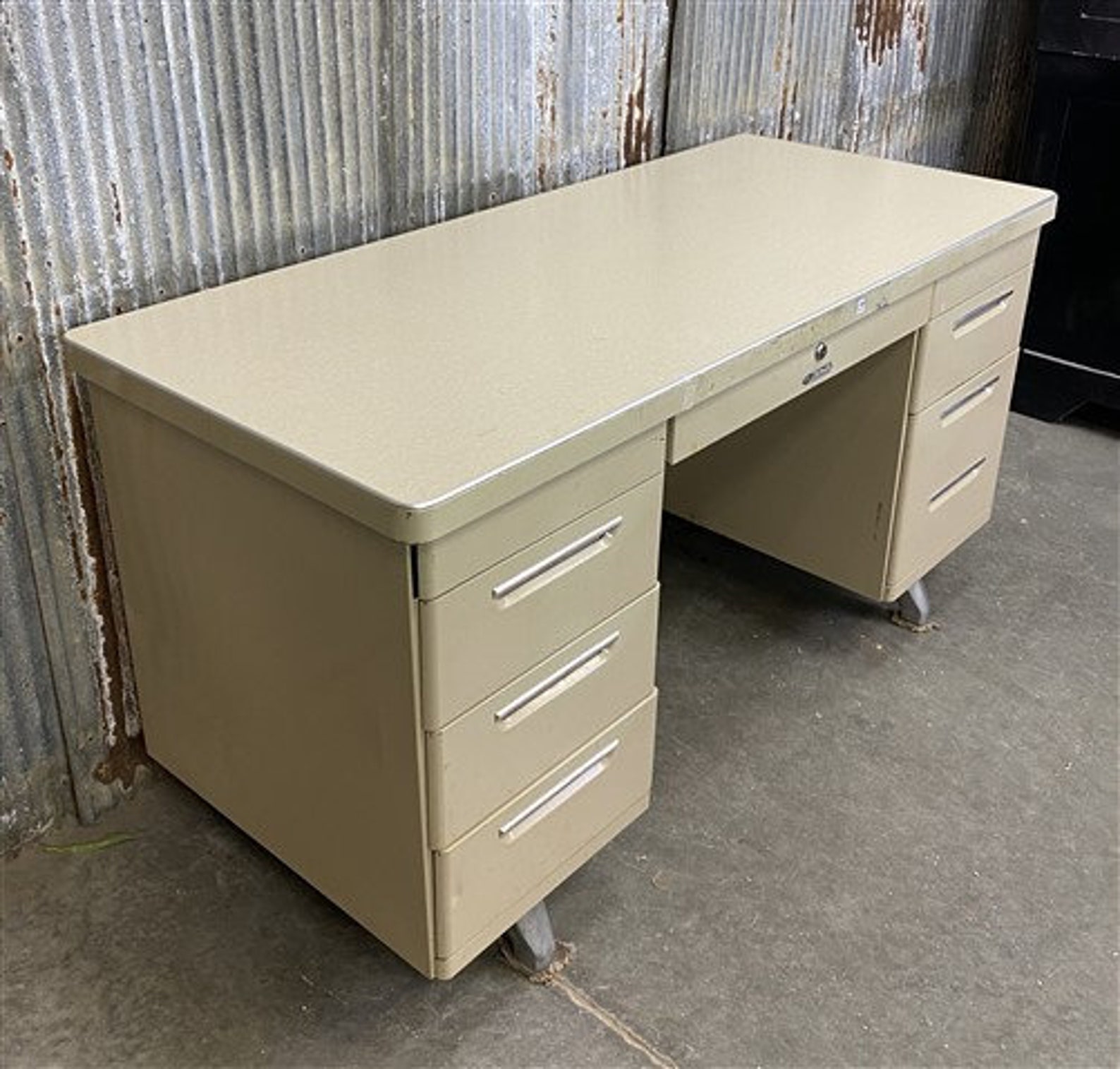 Vintage Mid Century Desk Home Office Furniture Desk With Drawers ...