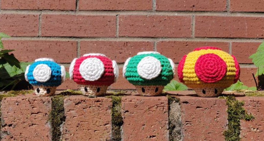 Mario Mushrooms - Mini, Super, 1-up and Mega Shrooms. Retro Gaming ...