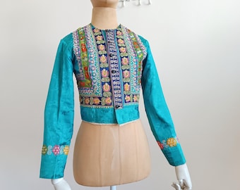 Antique 1940 Dark Embroidered Romanian Blouse With Puffed Antique 1940 Dark Embroidered Romanian Blouse With Puffed