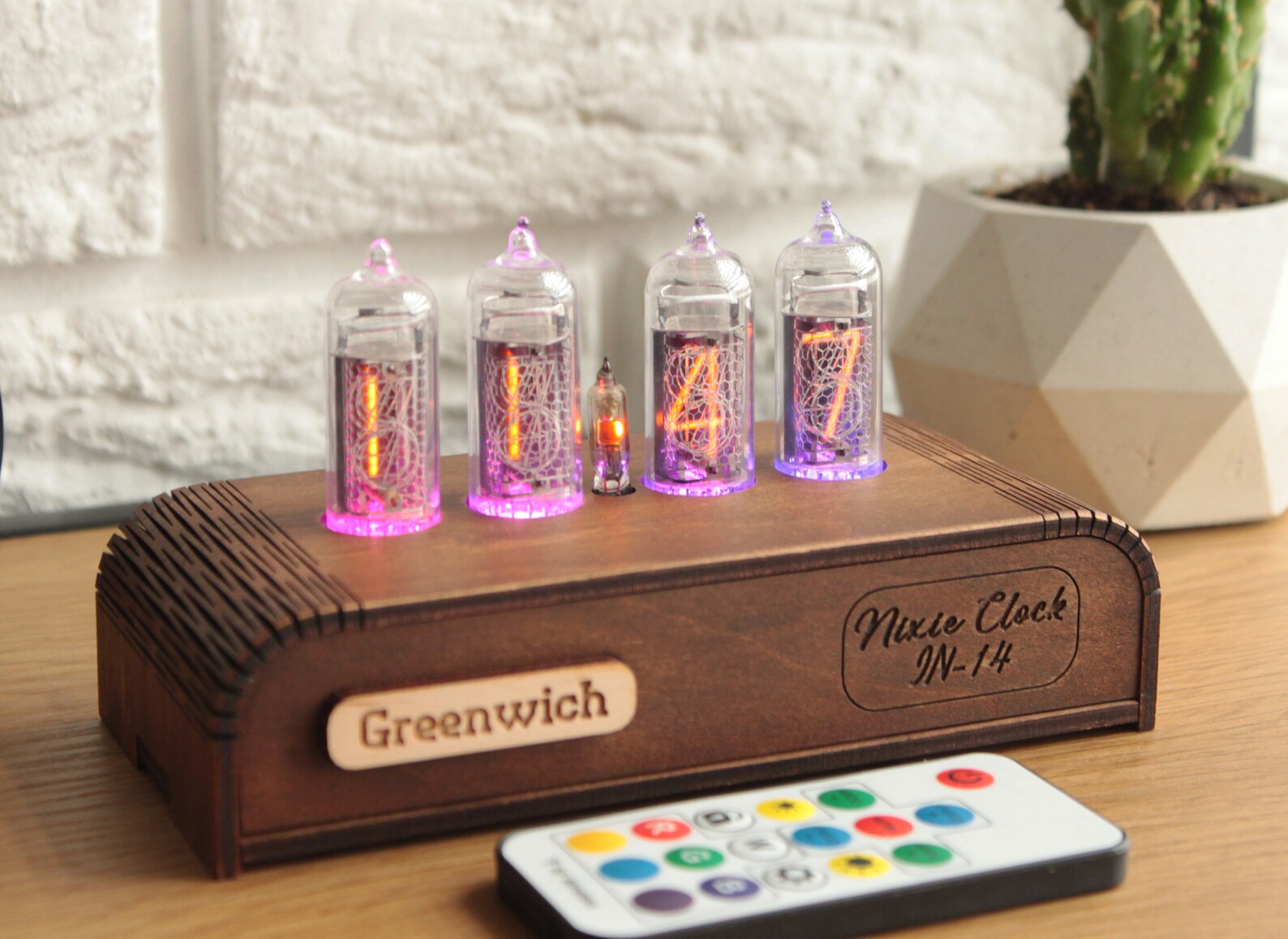 IN-14 Nixie Clock Clock Wooden Case Nixie Tube in 14 Nixie - Etsy