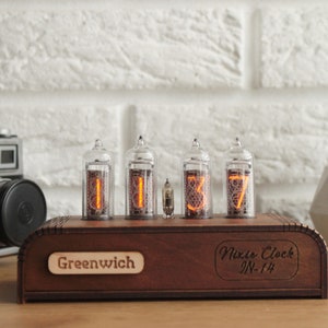 IN-14 Nixie Tube Clock: Neon Office Decor, Walnut Wood - Etsy