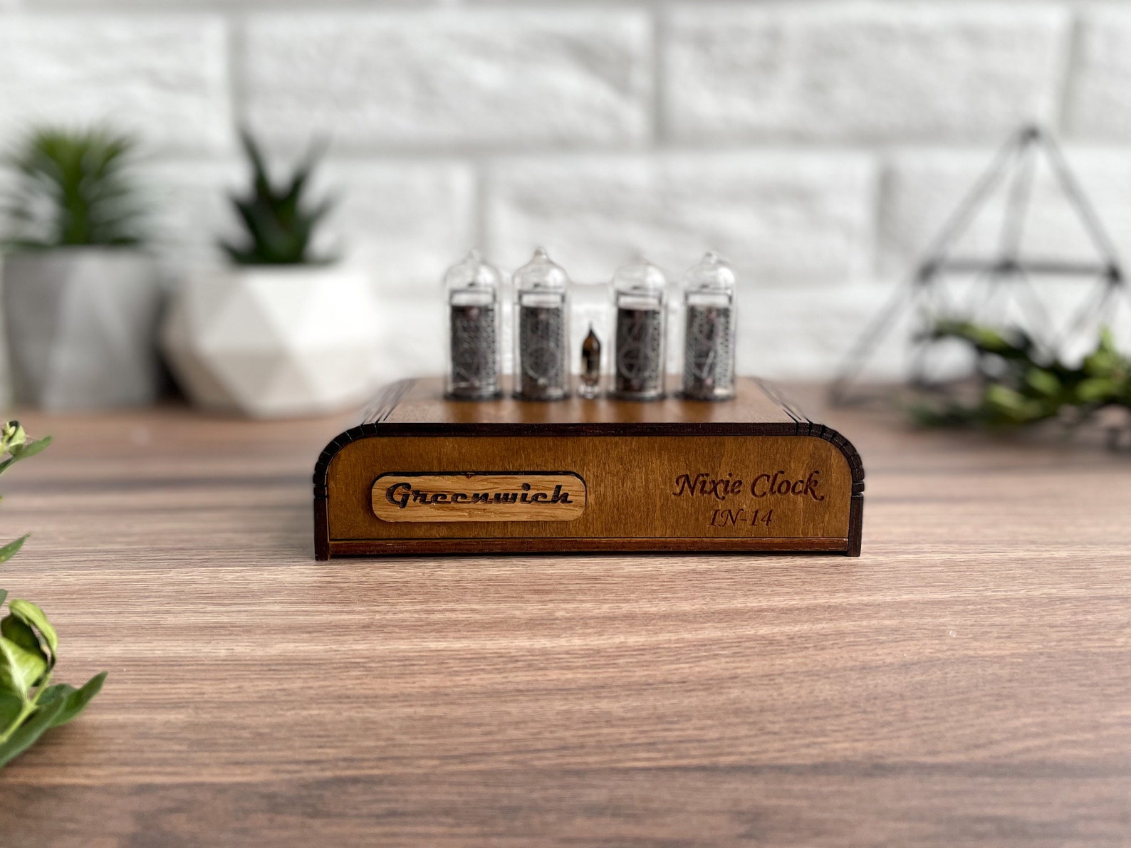 BESTSELLER Nixie Clock In-14 Neon Sign Nixie Tube In-14 Gift - Etsy