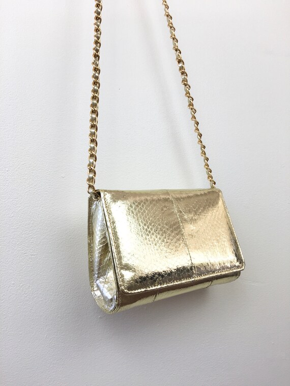 1980s Vintage GOLD METALLIC SNAKESKIN Metal Chain Sho… - Gem