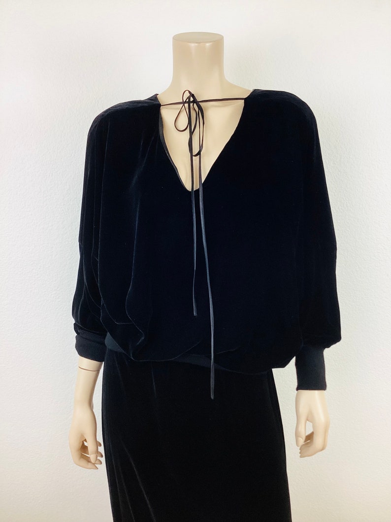 Vintage 1980s JOANIE CHAR Black SILK Velvet Batwing Sleeve - Etsy