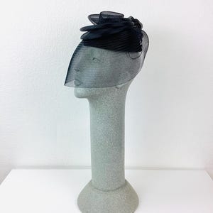 Vintage 1980s SCULPTURAL BLACK NET Hat With Veil by Neiman Marcus - Etsy