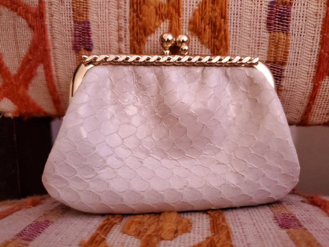 Vintage White Leather Authentic Snake Skin Coin Purse With Kiss Clasp ...