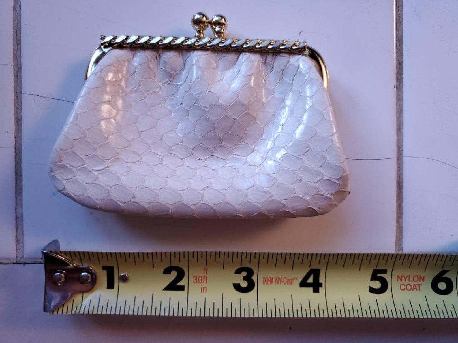 Vintage White Leather Authentic Snake Skin Coin Purse With Kiss Clasp ...
