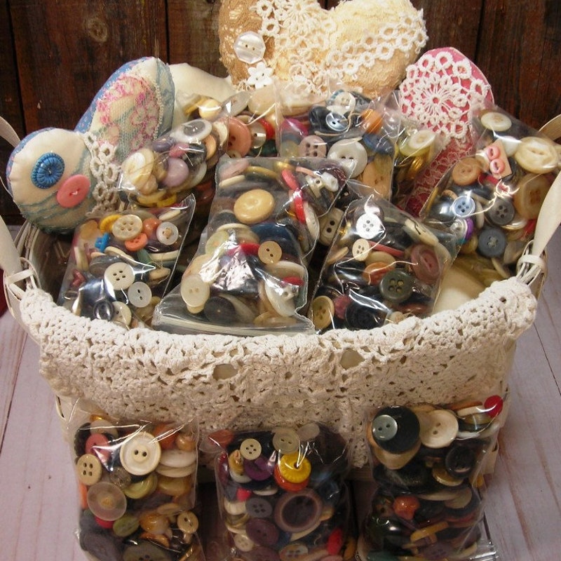 Vintage Bundle of Buttons - Etsy