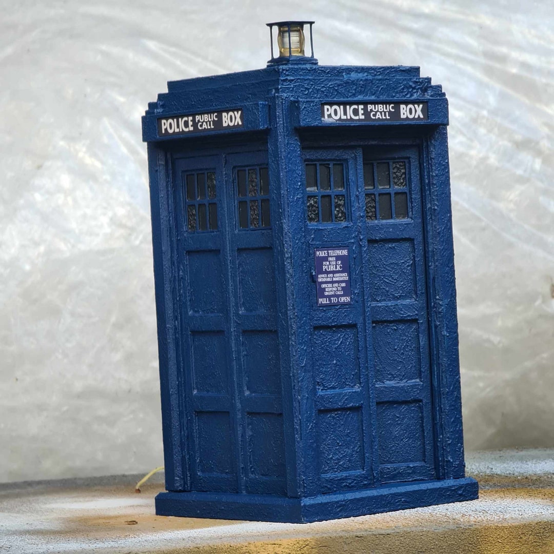 8th Police Box Inspired Exterior 5inch Range Scale (1/13) - Etsy