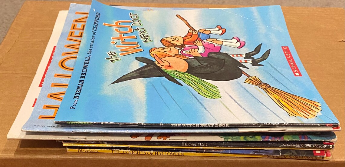 Halloween Story Books, Set of 8 - Etsy