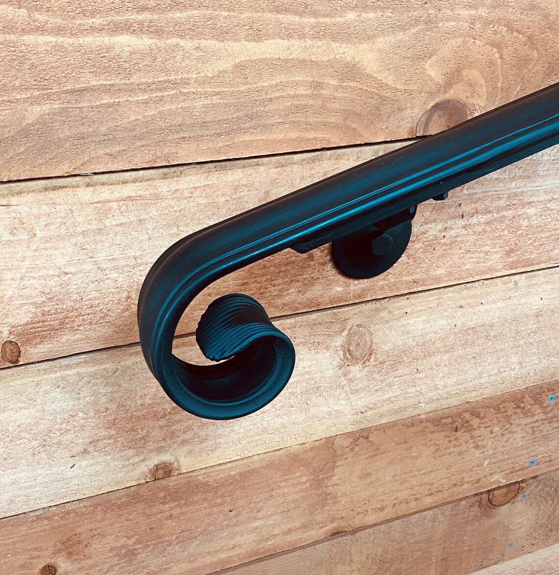 Metal Handrail 2 Molding Cap Big Volute Flat Black - Etsy.de