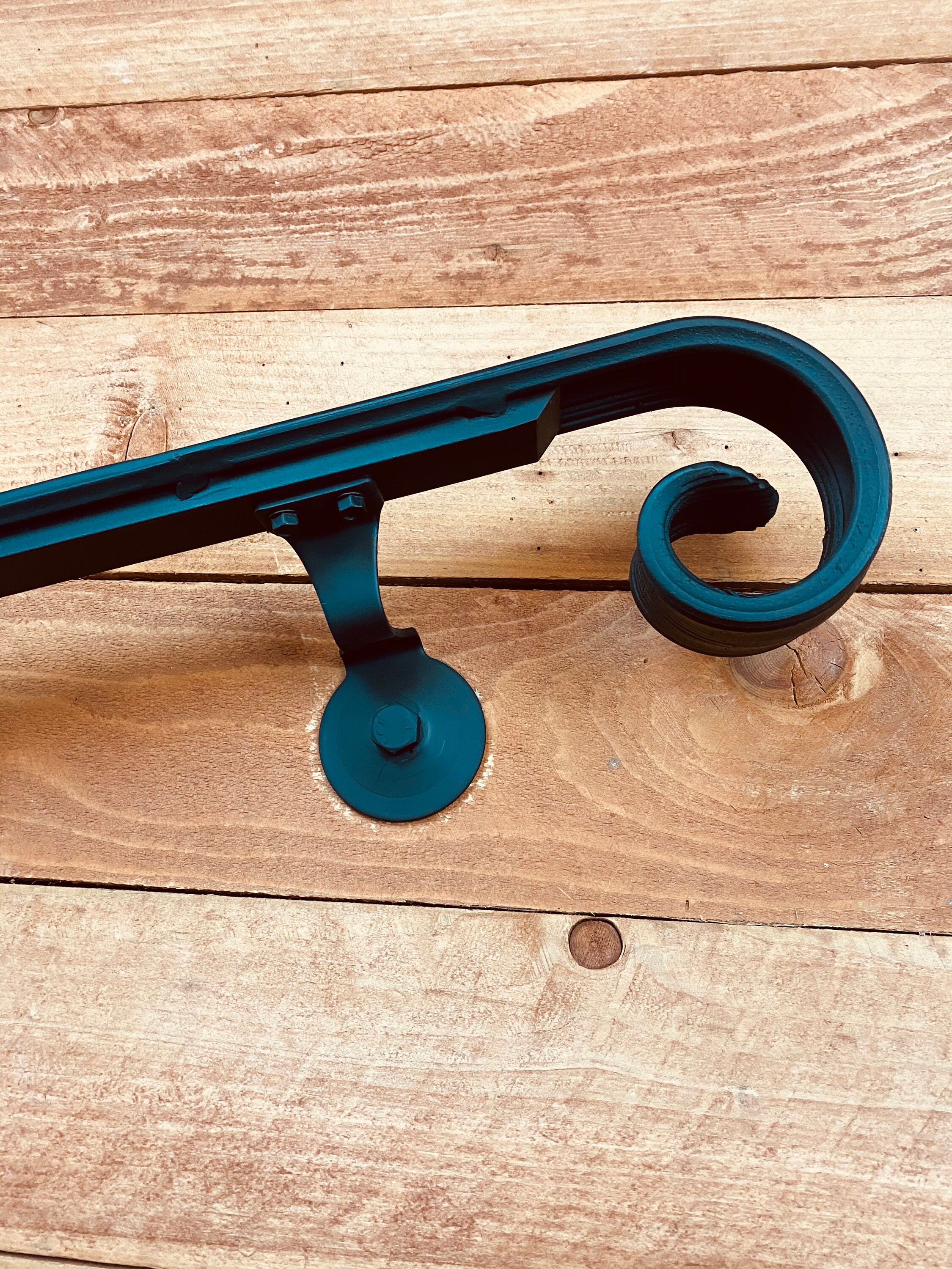 Metal Handrail 2 Molding Cap Big Volute Flat Black - Etsy.de