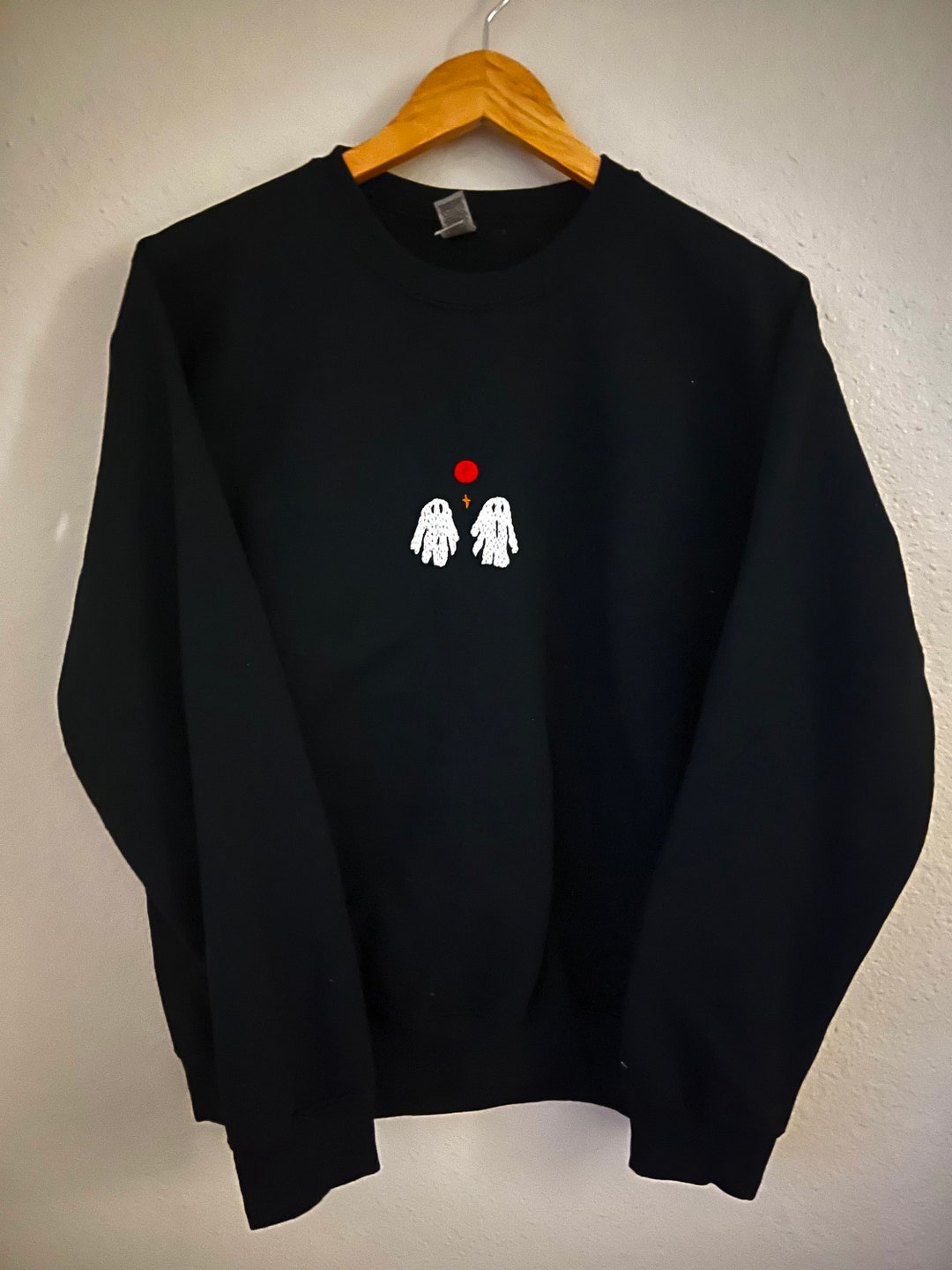 Hand Embroidered Ghost Friends Sweatshirt | Size MEDIUM | Unisex - Etsy