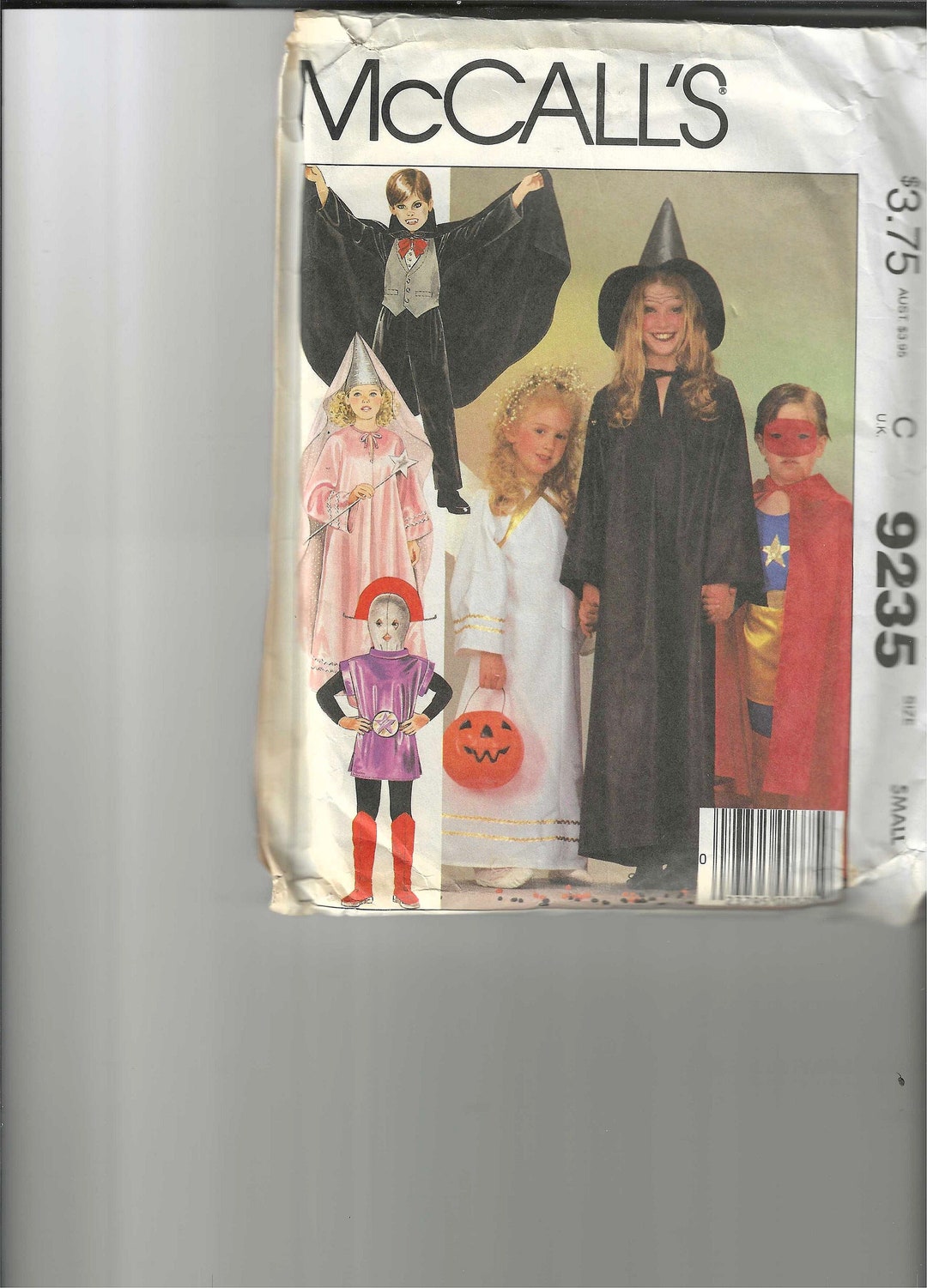 Mccalls 9235 Sewing Pattern Halloween Costumes, Witch, Dracula ...