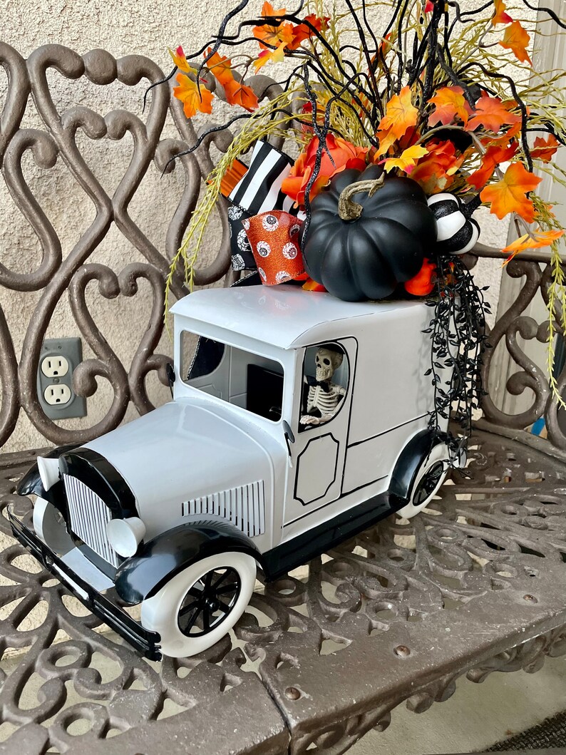Skelly Wagon - Etsy