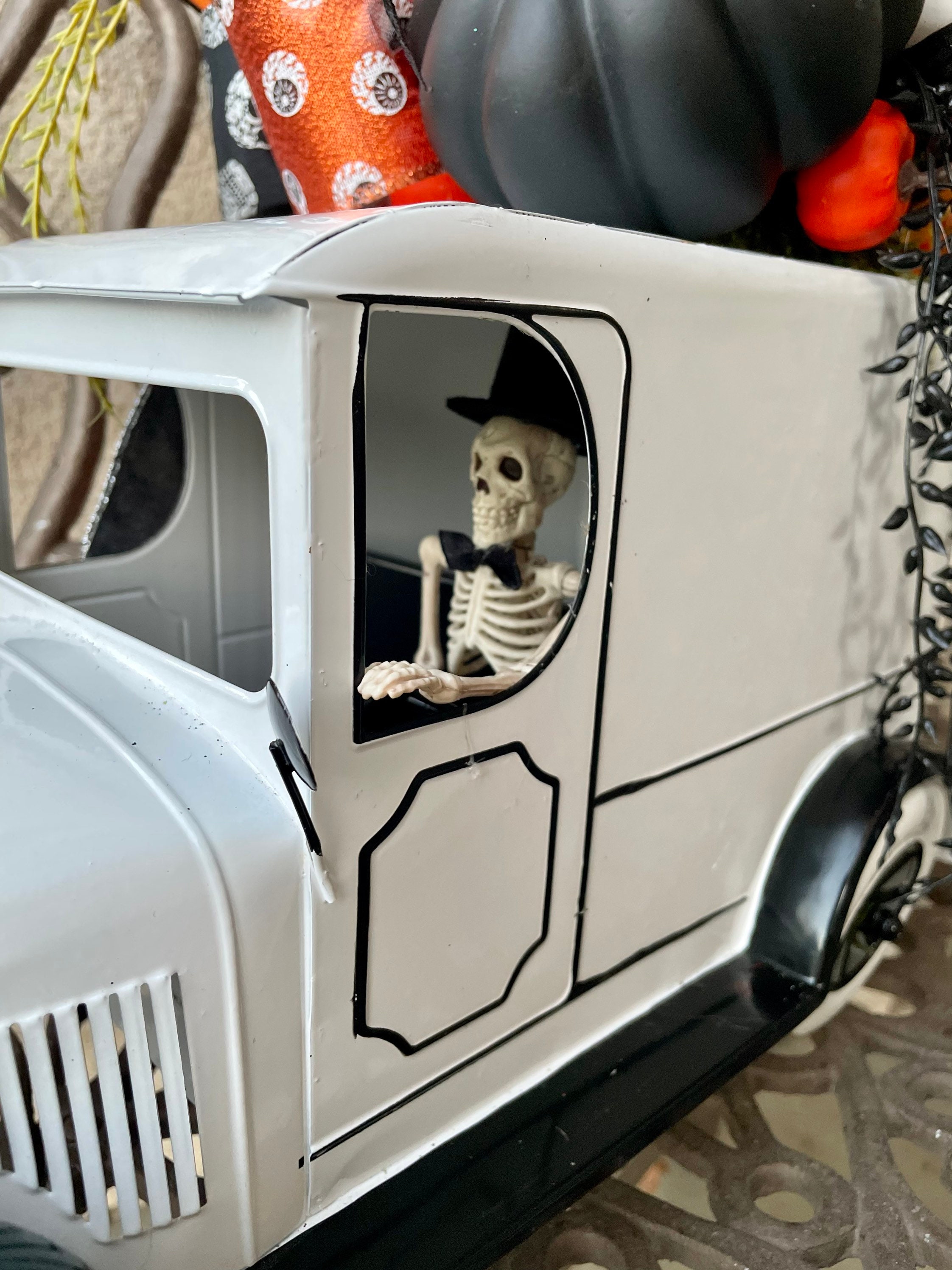 Skelly Wagon - Etsy