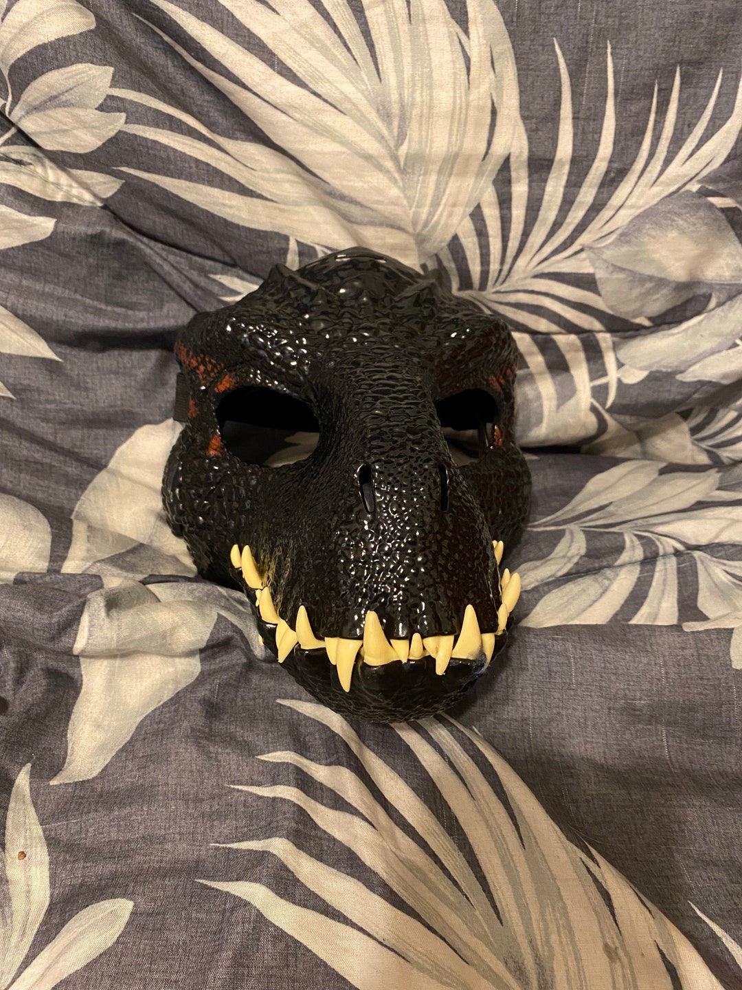 Indoraptor Jurassic World Mask! (nonrefundable) Only 1 Mask Left! - Etsy