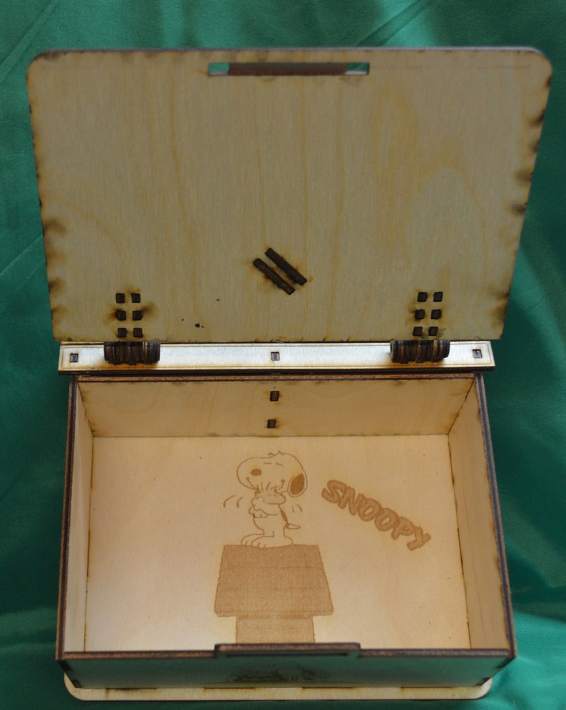 Snoopy and Charlie Brown Wood Box with wood hinges and a | Etsy