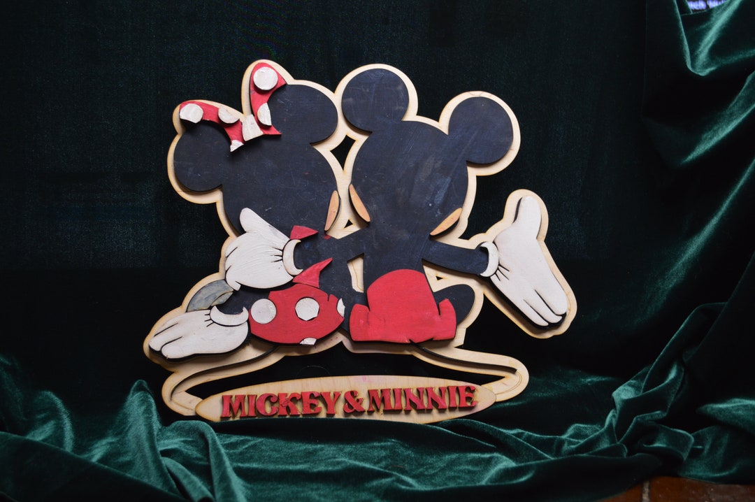 Mickey and Minnie Plaque - Etsy
