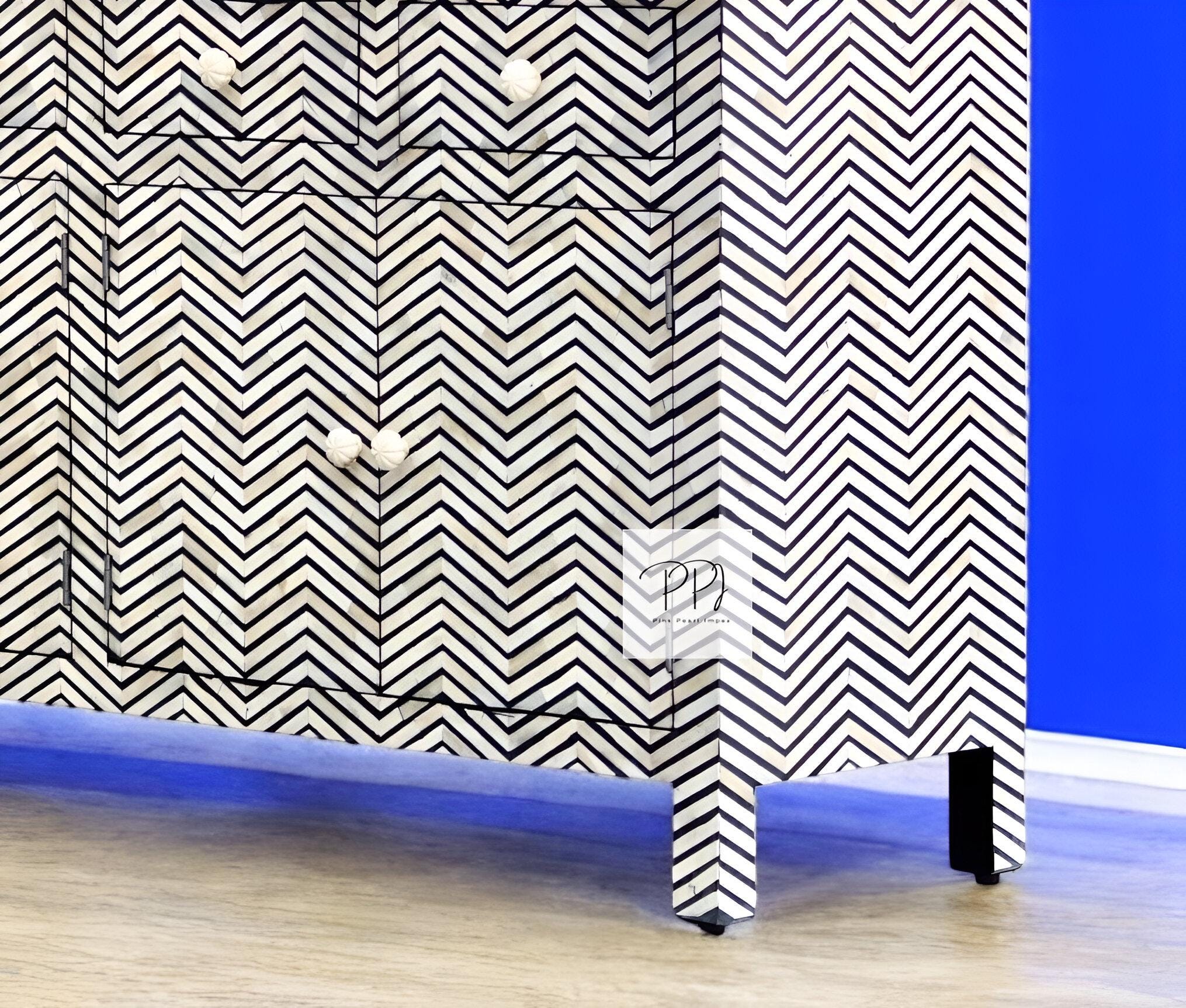 Zig Zag Bone Inlay Cabinet With 4 Doors & 4 Drawers / Elegant Storage ...
