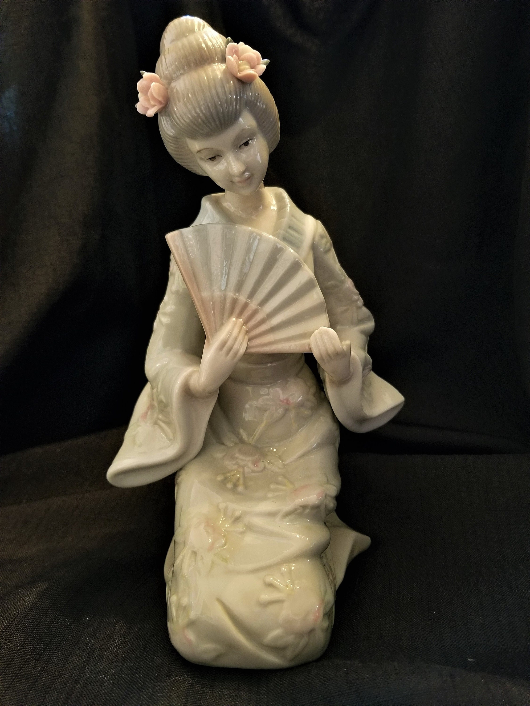 BEAUTIFUL Vintage KPM Glazed Porcelain Kneeling Geisha Woman - Etsy