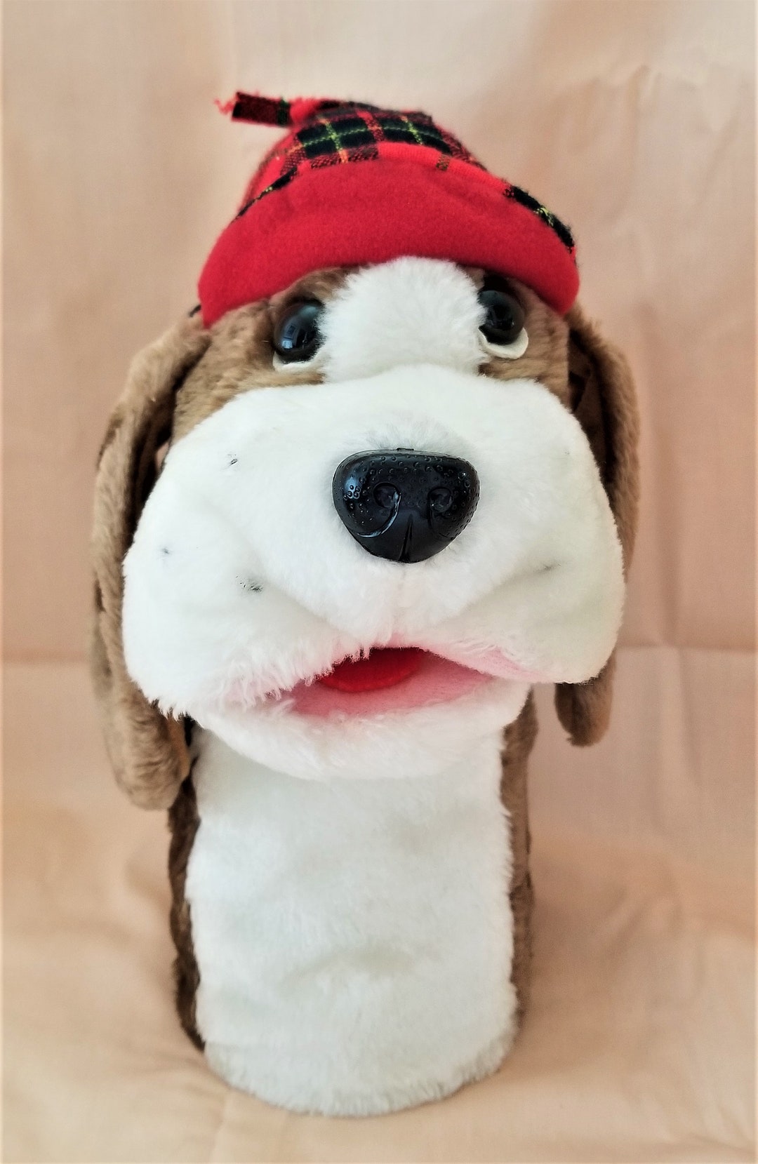 Vintage DAKIN Shylock Basset Dog Plush Hand Puppet Toy ~ 1980 ...