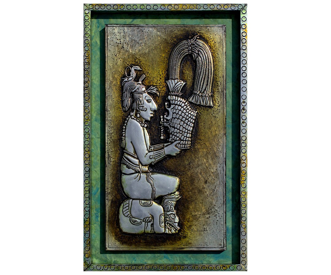 Rey maya. Cuadro de repujado en metal. Hecho a mano. Metal embossing ...
