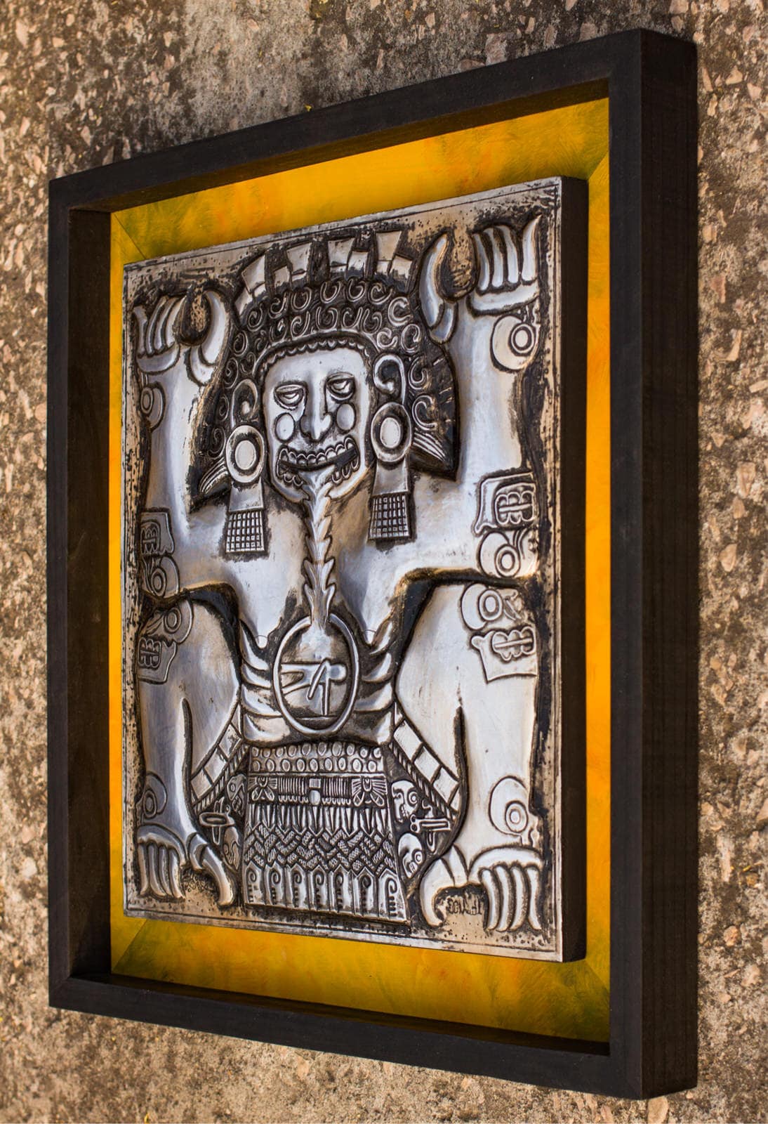 Tlaltecuhtli. Cuadro de repujado en aluminio. Hecho a mano. Metal ...