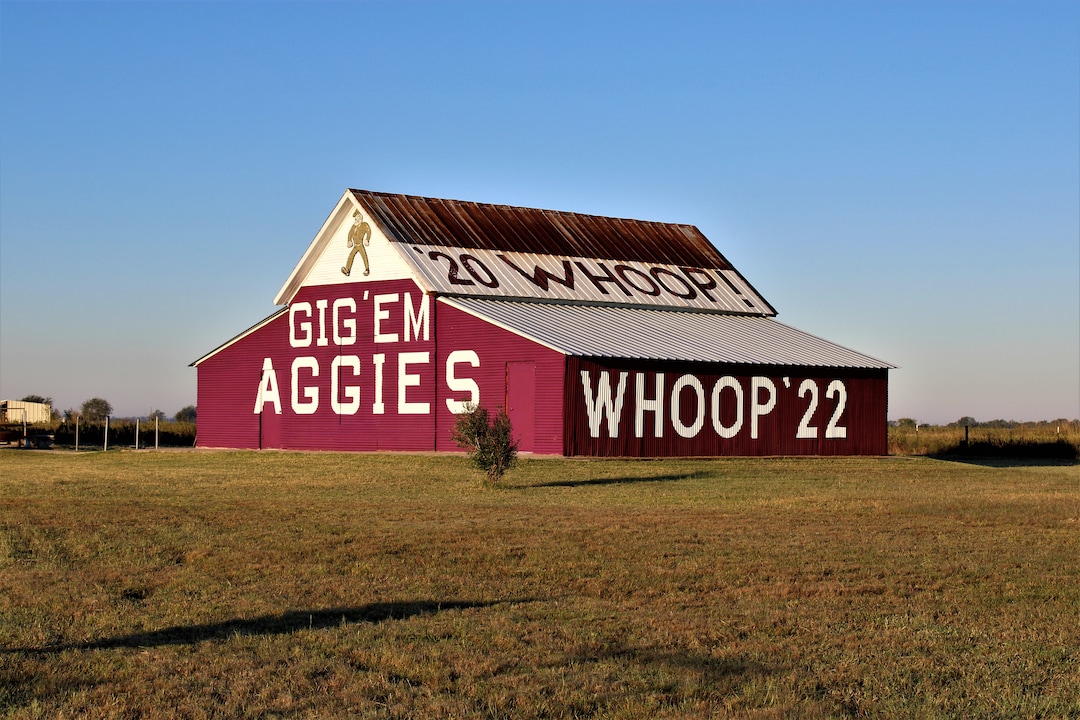Aggie Barn '20 '22 - Etsy