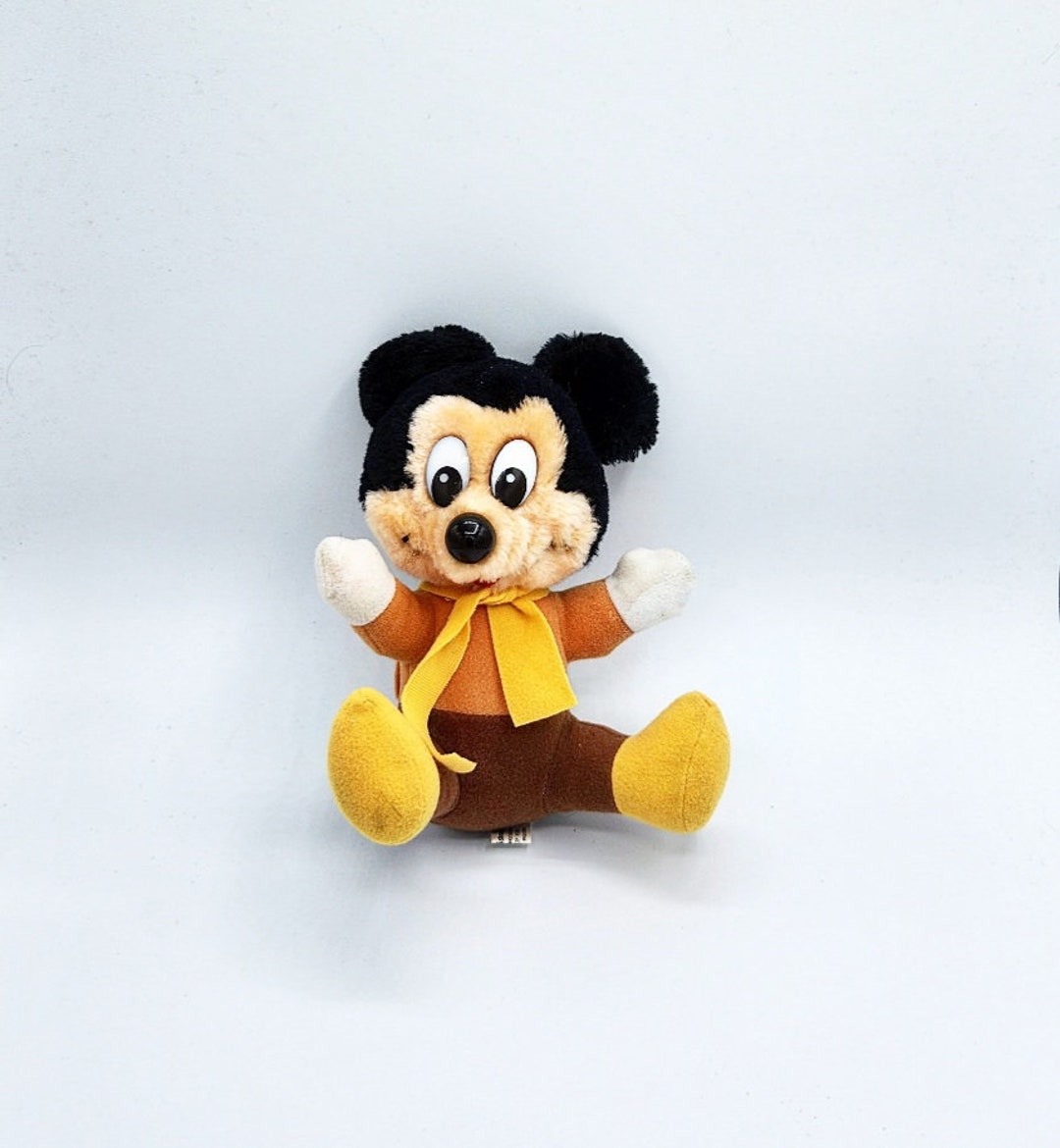 A Christmas Carol Mickey Plush, Mickey Christmas Plush, Christmas Carol ...