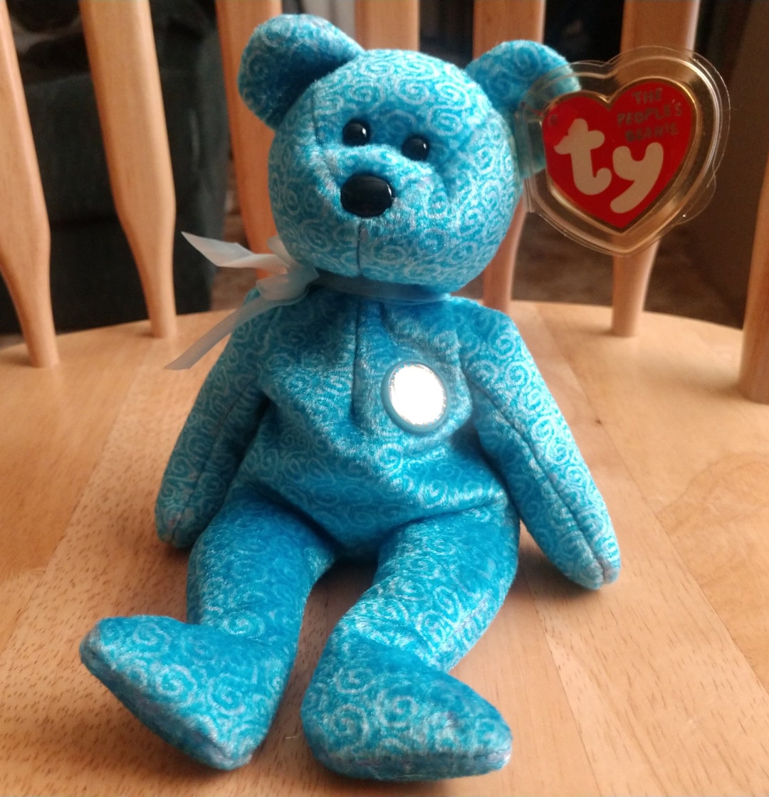 2001 Classy Bear ~ Ty Beanie Baby ! Brand New W/ Heart Protector !! - Etsy