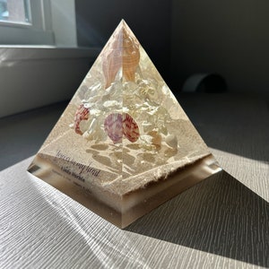 Custom Memorial Pyramid, Custom Cremation Ash Resin Pyramid, Cremation ...