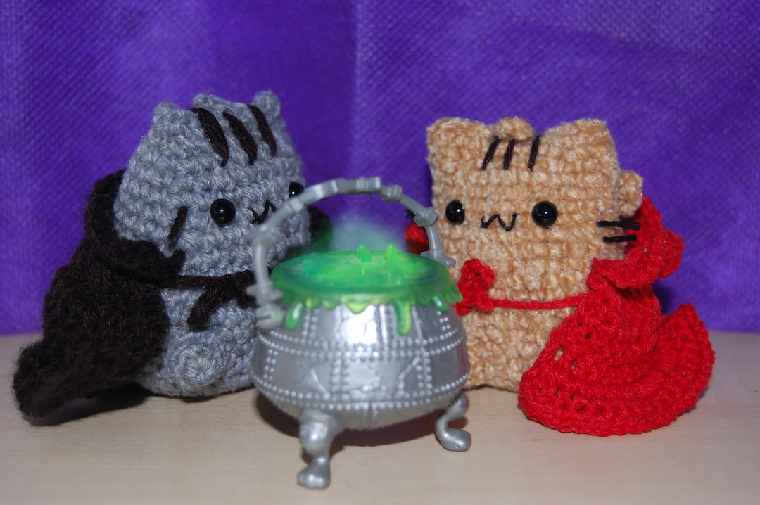 Knitted Spooky PUSHEEN Count Vampire Cat Unique Kawaii Exclusive Toy ...