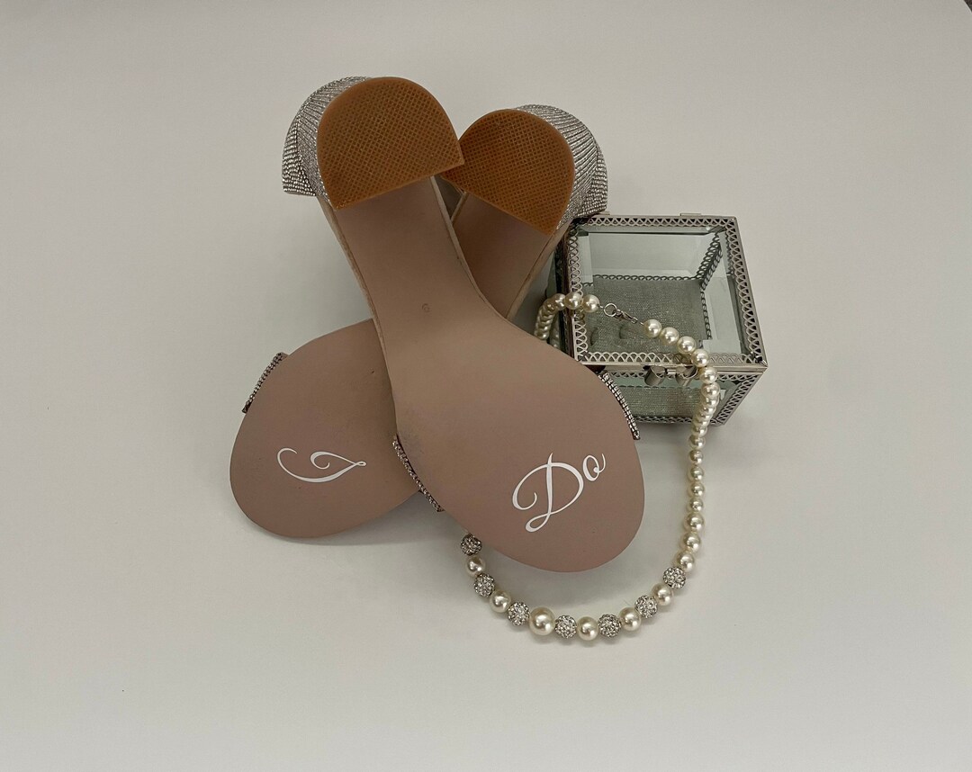 Custom Wedding Shoe Decals: Bride & Groom Vinyl Stickers (set of 2) - Etsy
