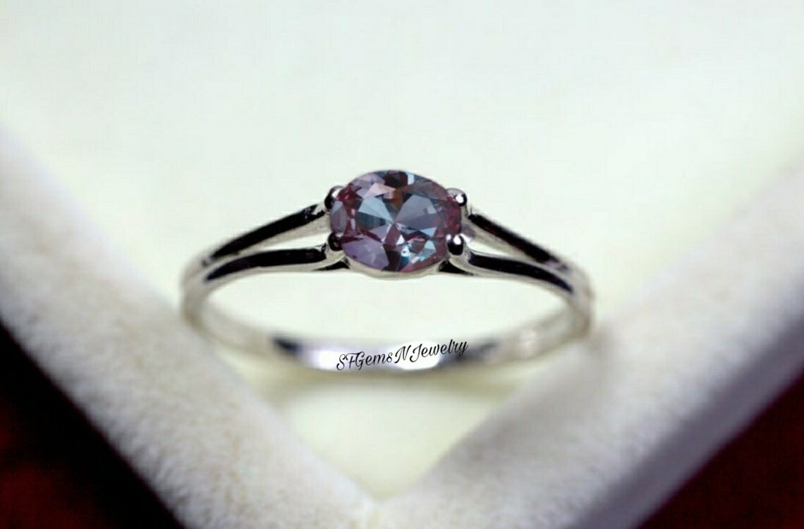 Lab Alexandrite Ring Wedding Ring Color Changing Gemstone June - Etsy