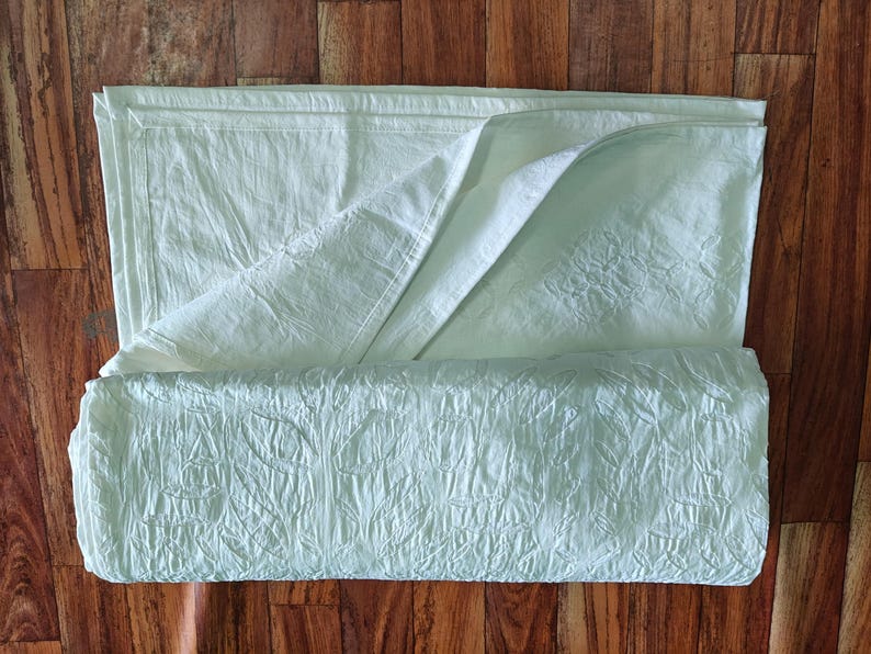 Handmade Floral Applique Cotton Tan-work Bedspread: Indian Kantha Throw ...