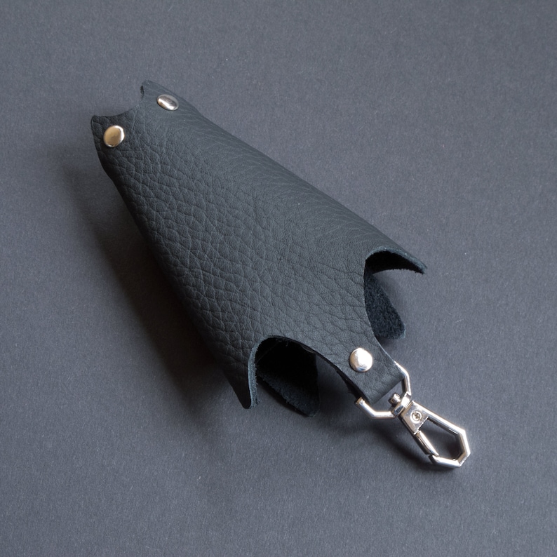 Bat Keychain Key Ring in Matte Black Leather With Carabiner. - Etsy